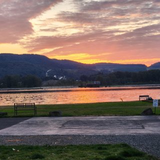 Columbia Riverfront RV Park - Woodland, Washington - RV LIFE Campground ...